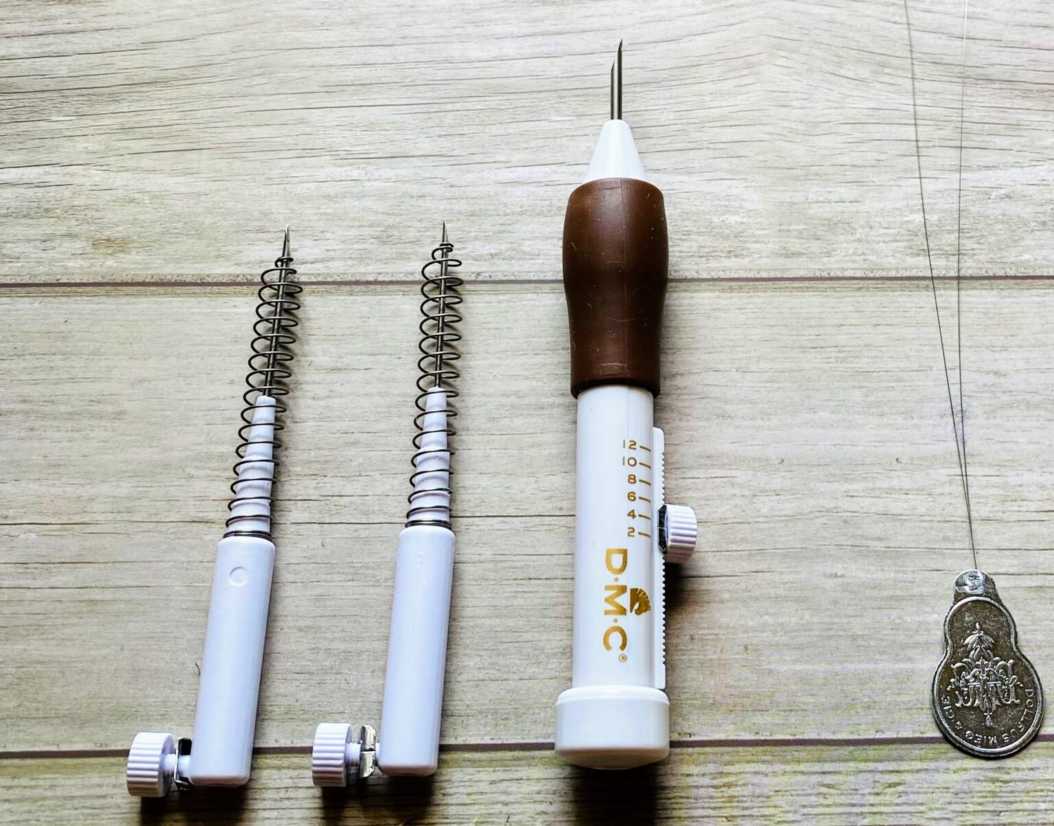 フリーステッチングニードルとDMCパンチニードルペンを徹底比較 | itomonococoro